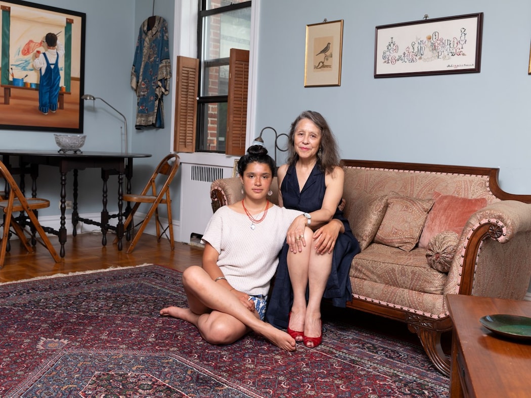 Intimate portraits of womxn with their first-generation immigrant ...