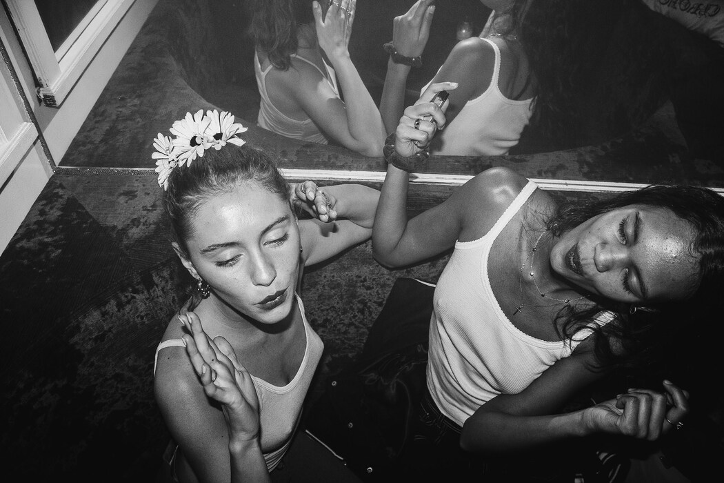 Photos that capture the glamour and hedonism of New York nightlife | Dazed