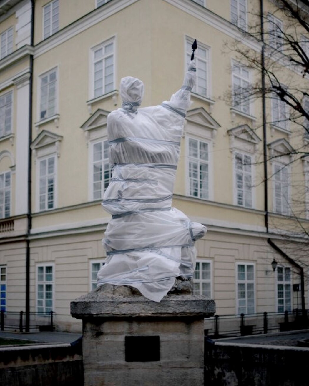 The artists fighting to protect treasured artworks in wartime | Dazed