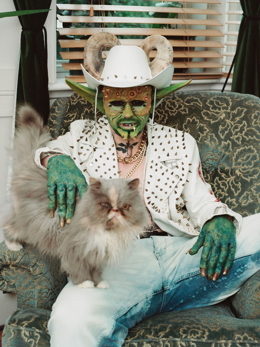 In pictures: the alien ‘bodybuilders’ haunting the UK underground | Dazed