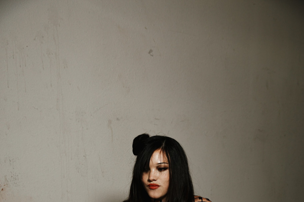 Ms* Gloom | Dazed