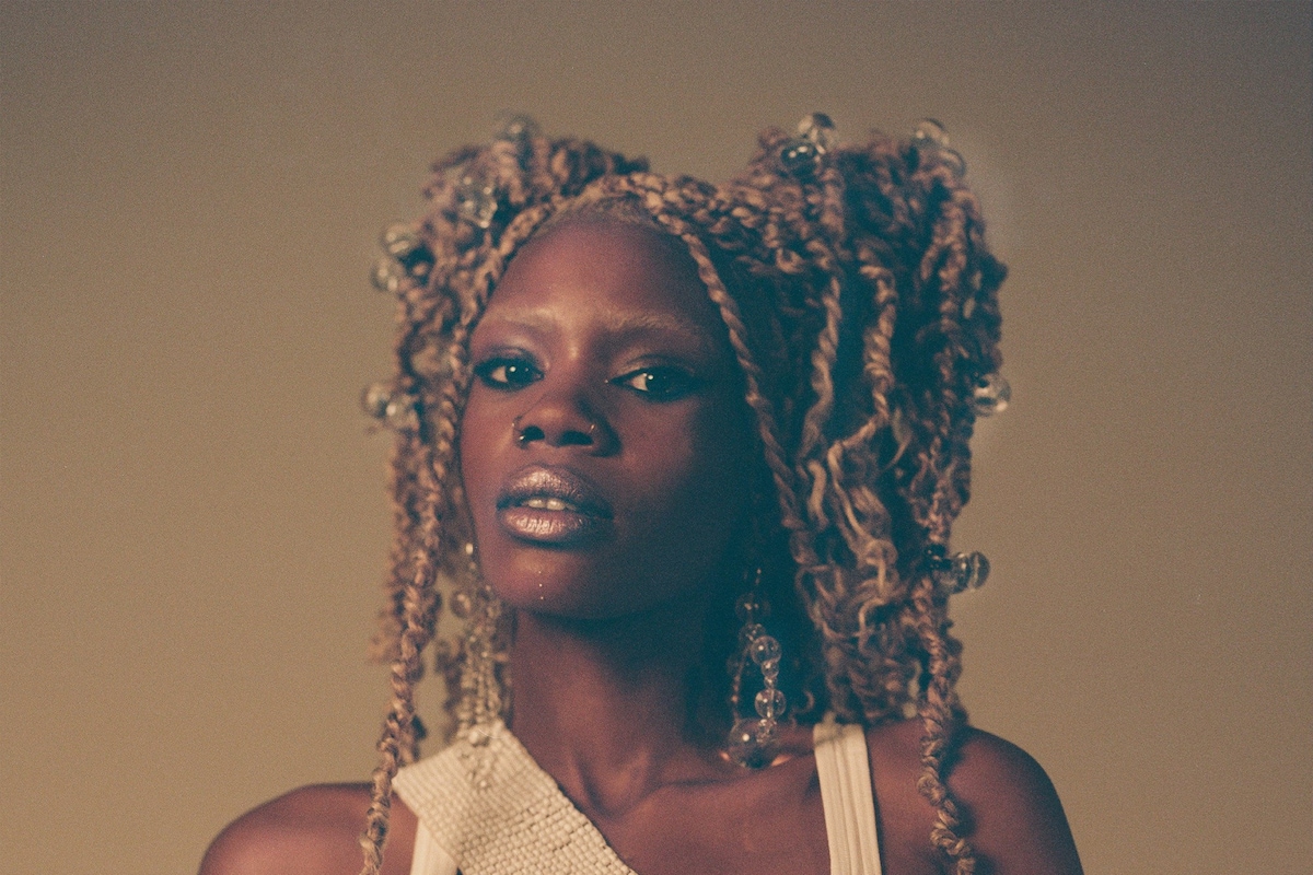 AZEEMA: “IV MOONS” | Dazed