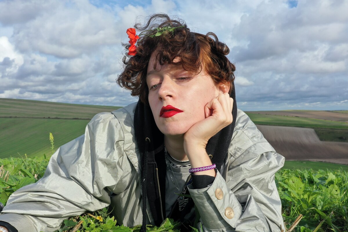 Dewey makes dream-pop on the cusp of fantasy and reality | Dazed