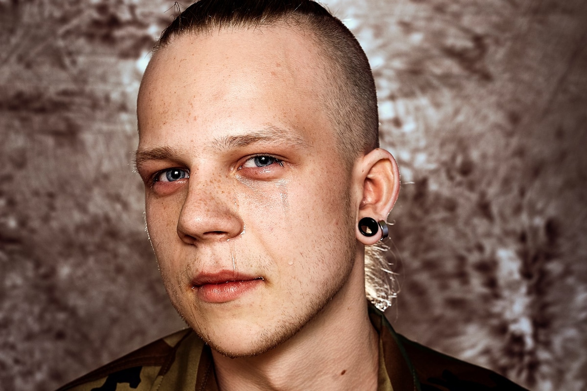 This student photographs anti-army Lithuanian men in tears | Dazed