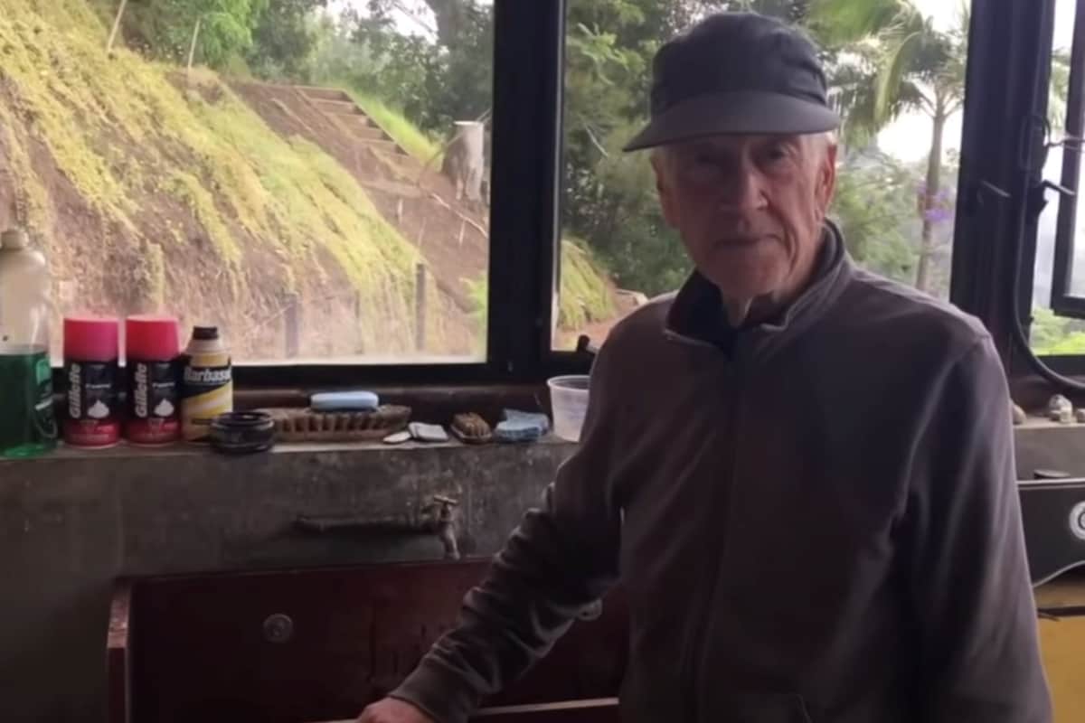 David Lynch shares a new video series, What Is David Working on Today ...
