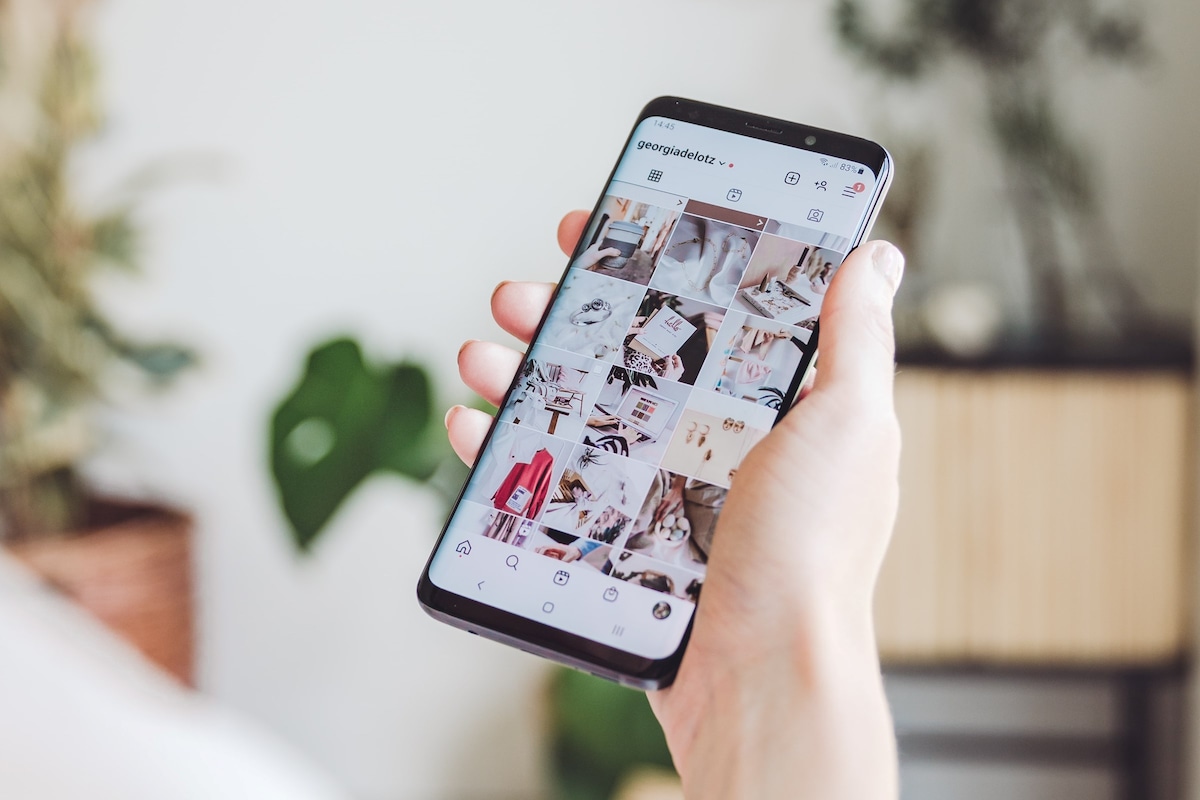 Influencers may soon have to flag their photoshopped posts | Dazed