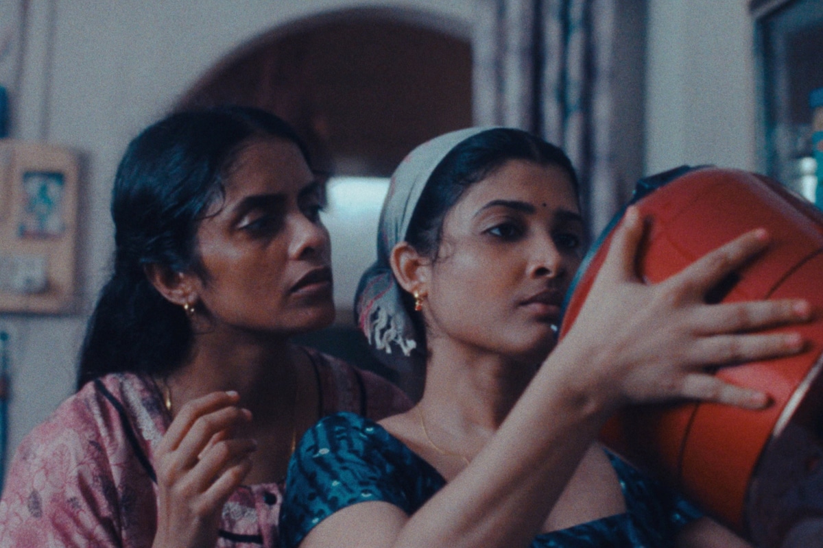 All We Imagine As Light: A magical Mumbai movie about female friendship ...