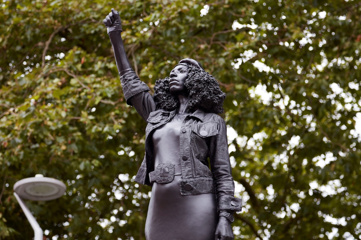Edward Colston statue replaced by sculpture of Black Lives Matter ...