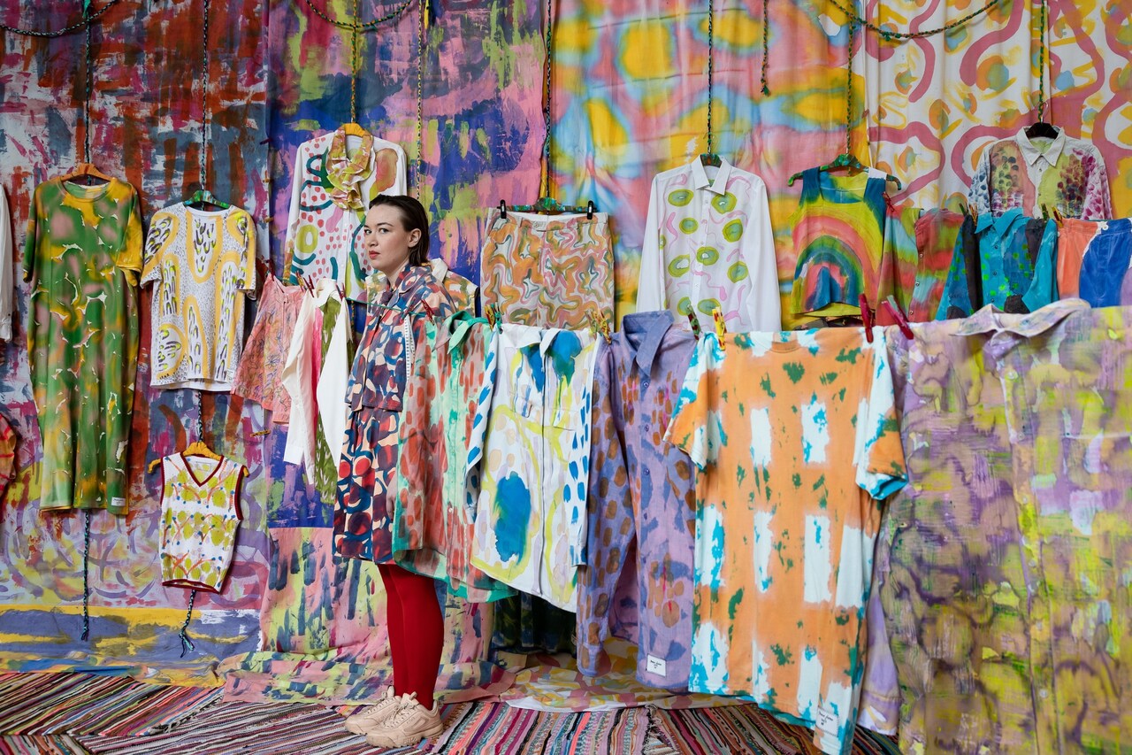 Onerva Luoma’s travelling fashion show is for library nerds only | Dazed