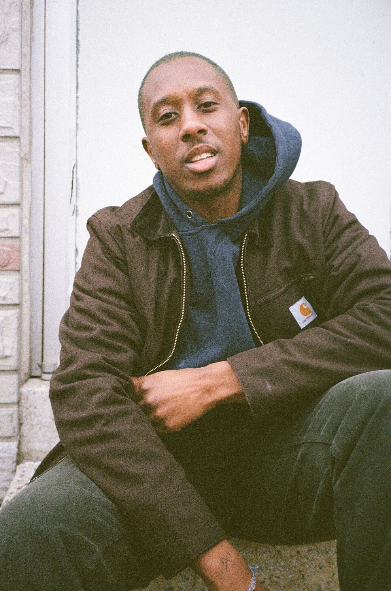 MorMor writes hazy indie-pop songs kissed by sunlight and sadness | Dazed