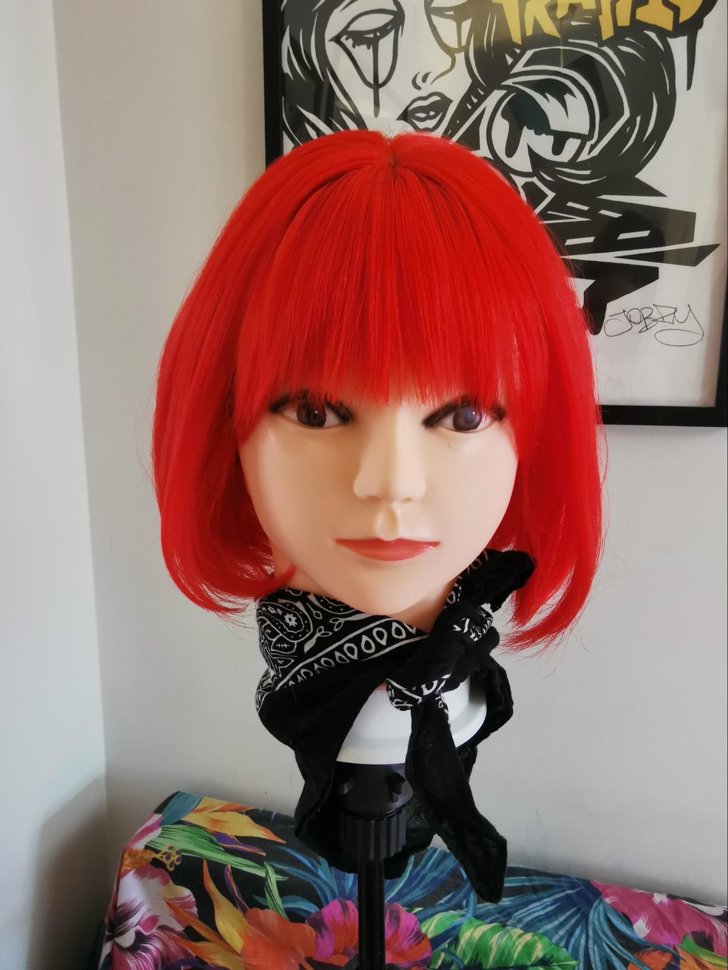 A step-by-step guide to cutting your own fringe in isolation | Dazed