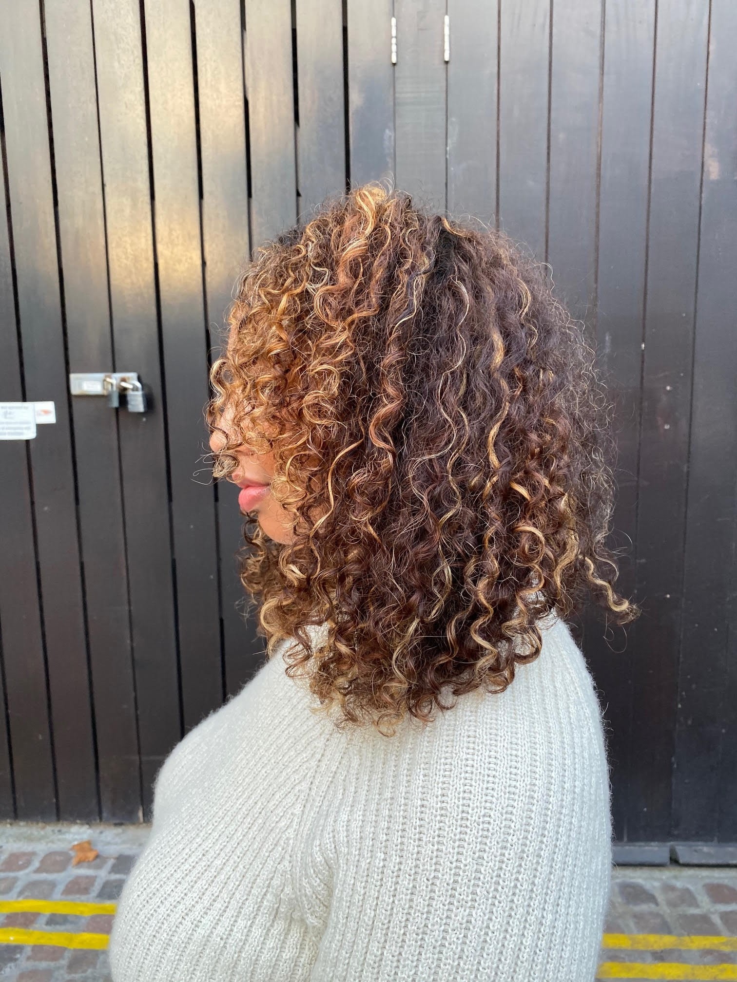 I got a haircut at an ‘inclusive’ salon and taught them about afro hair ...