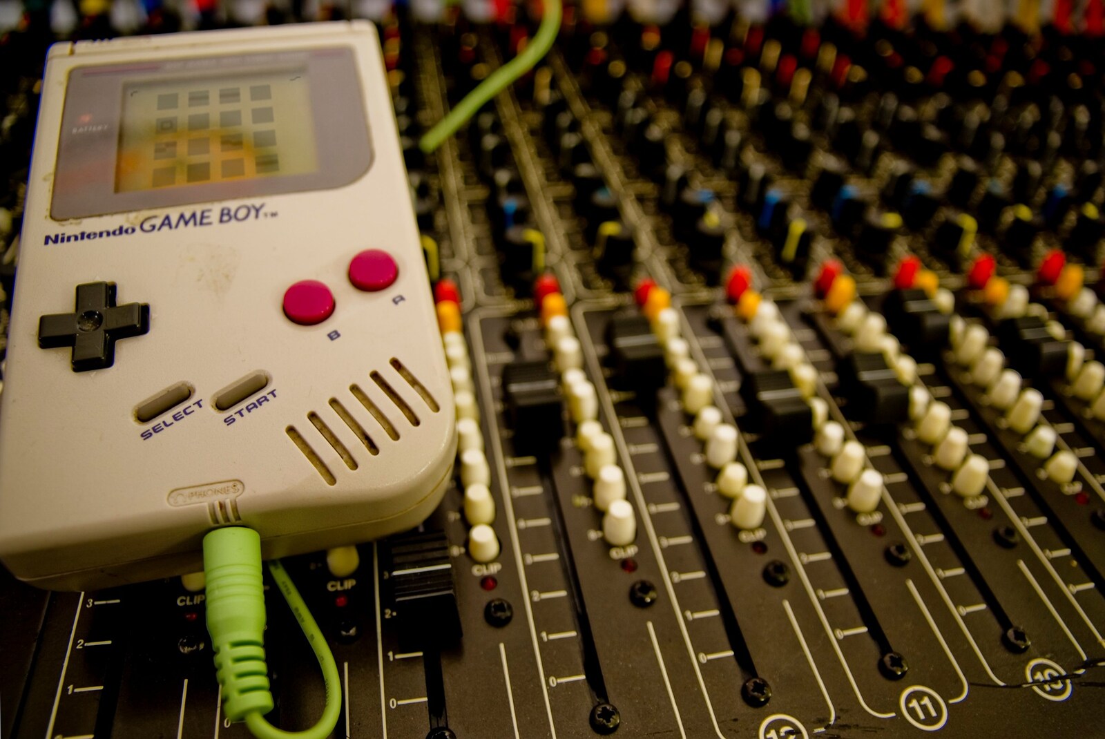 25 years of Game Boy – and its unlikely music fans | Dazed