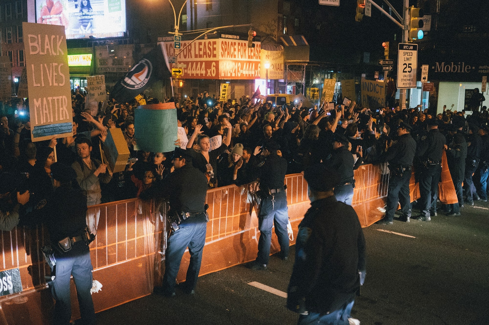 Hitting the bridge with New York's Ferguson protests | Dazed