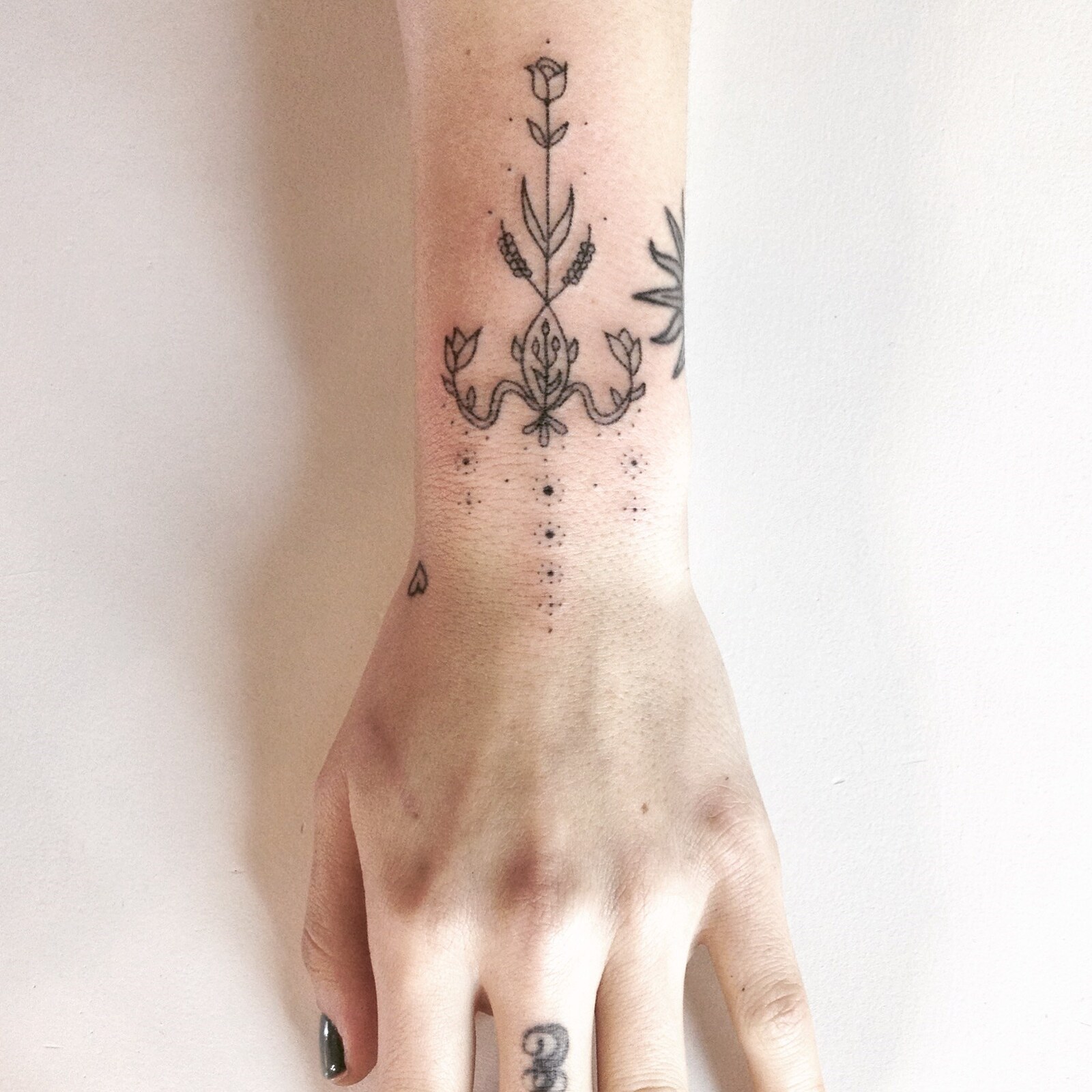 The occult-inspired tattooist with the minimalist goth feel | Dazed
