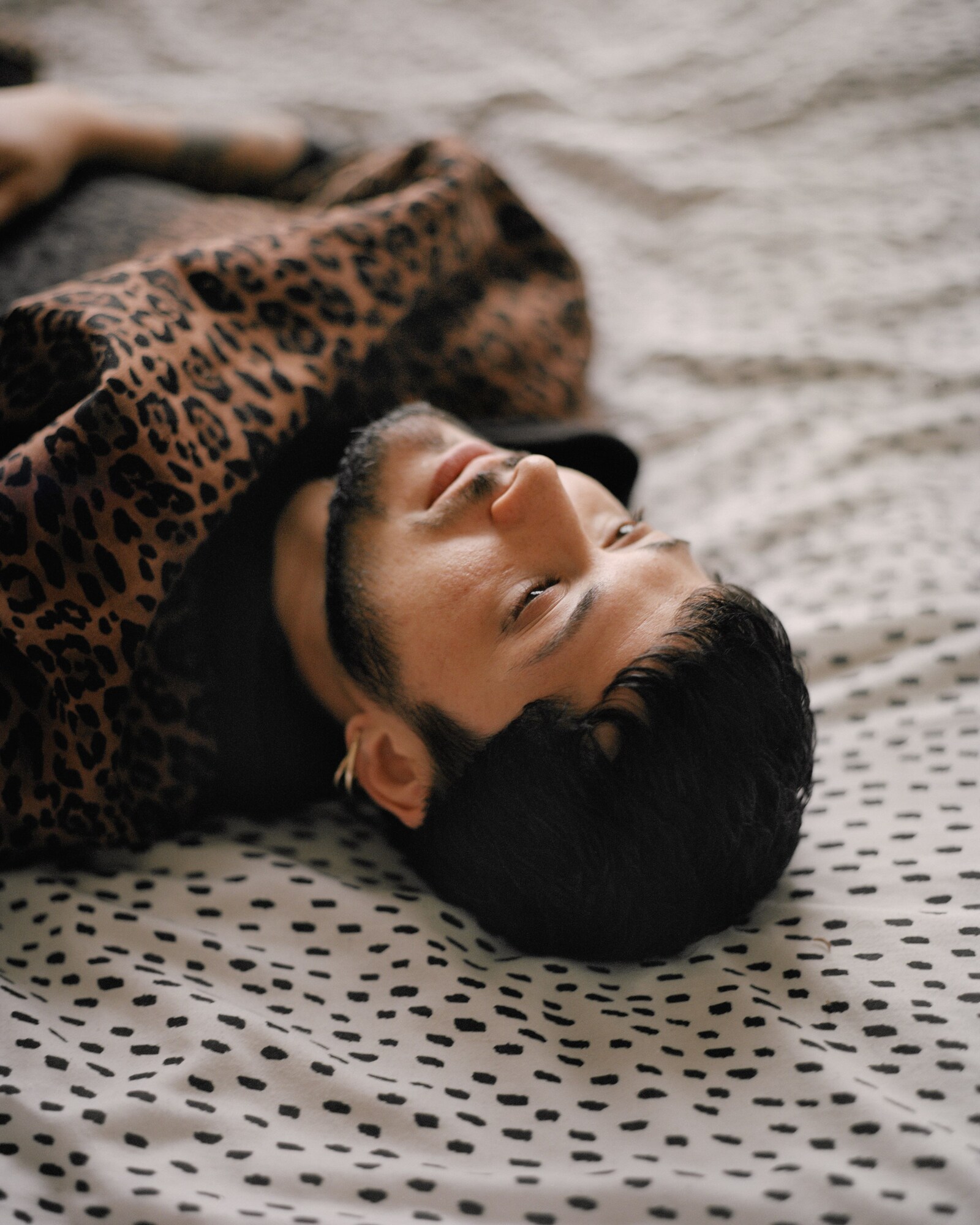 Camille Farrah Lenain’s portraits of LGBTQ+ people of Muslim culture ...