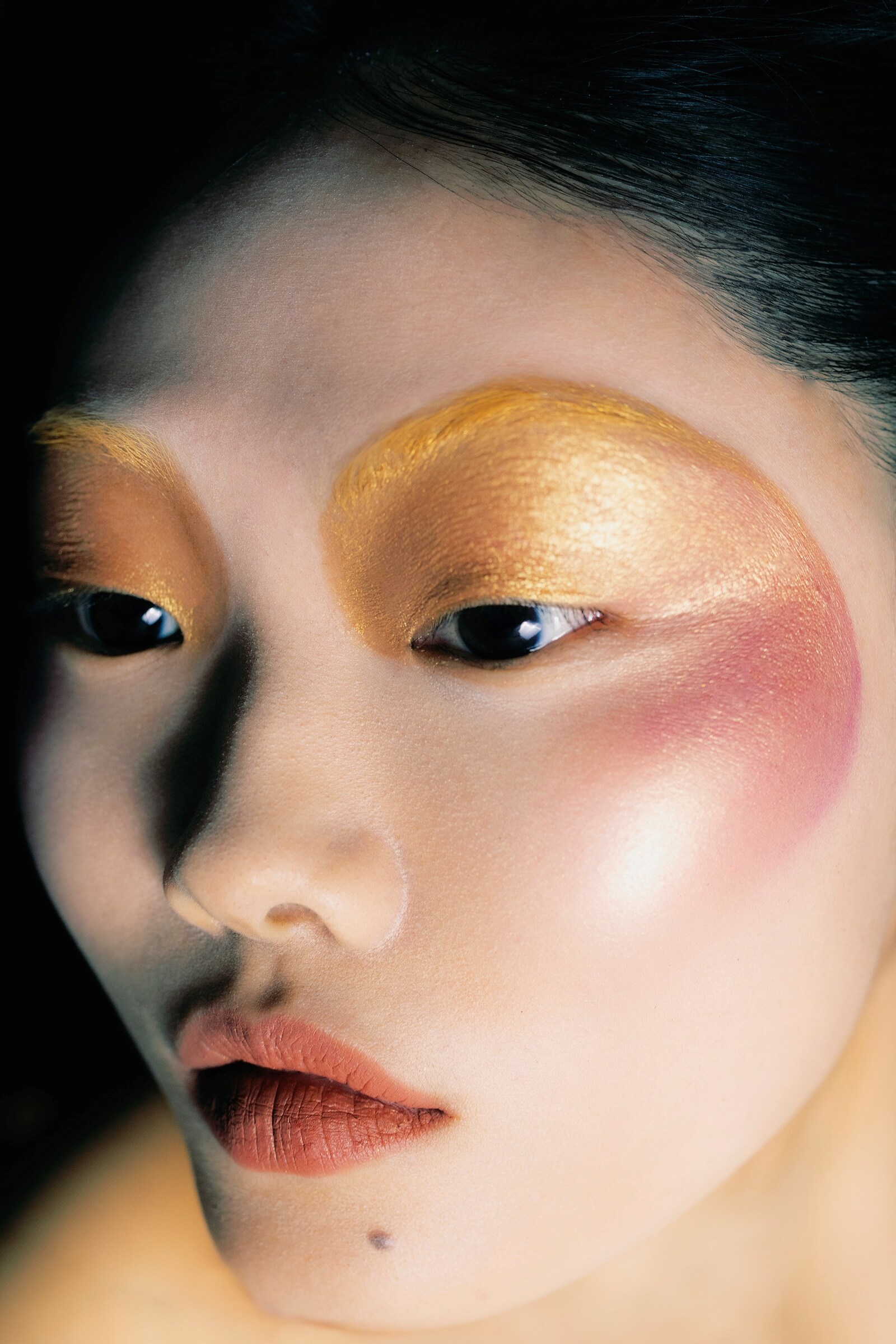 Halo, it’s me: this photo story explores the creative potential of ...