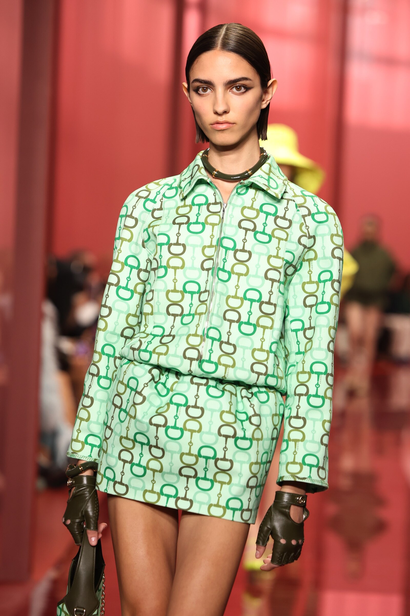 Sabato swings into the sixties: What went down at Gucci SS25 Womenswear ...