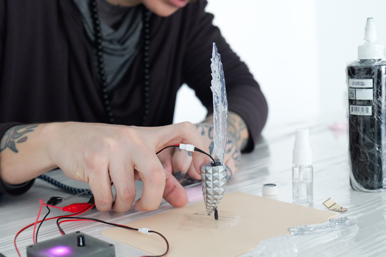 Tattoo machine nails and lasers: Is the future of nail art functional ...