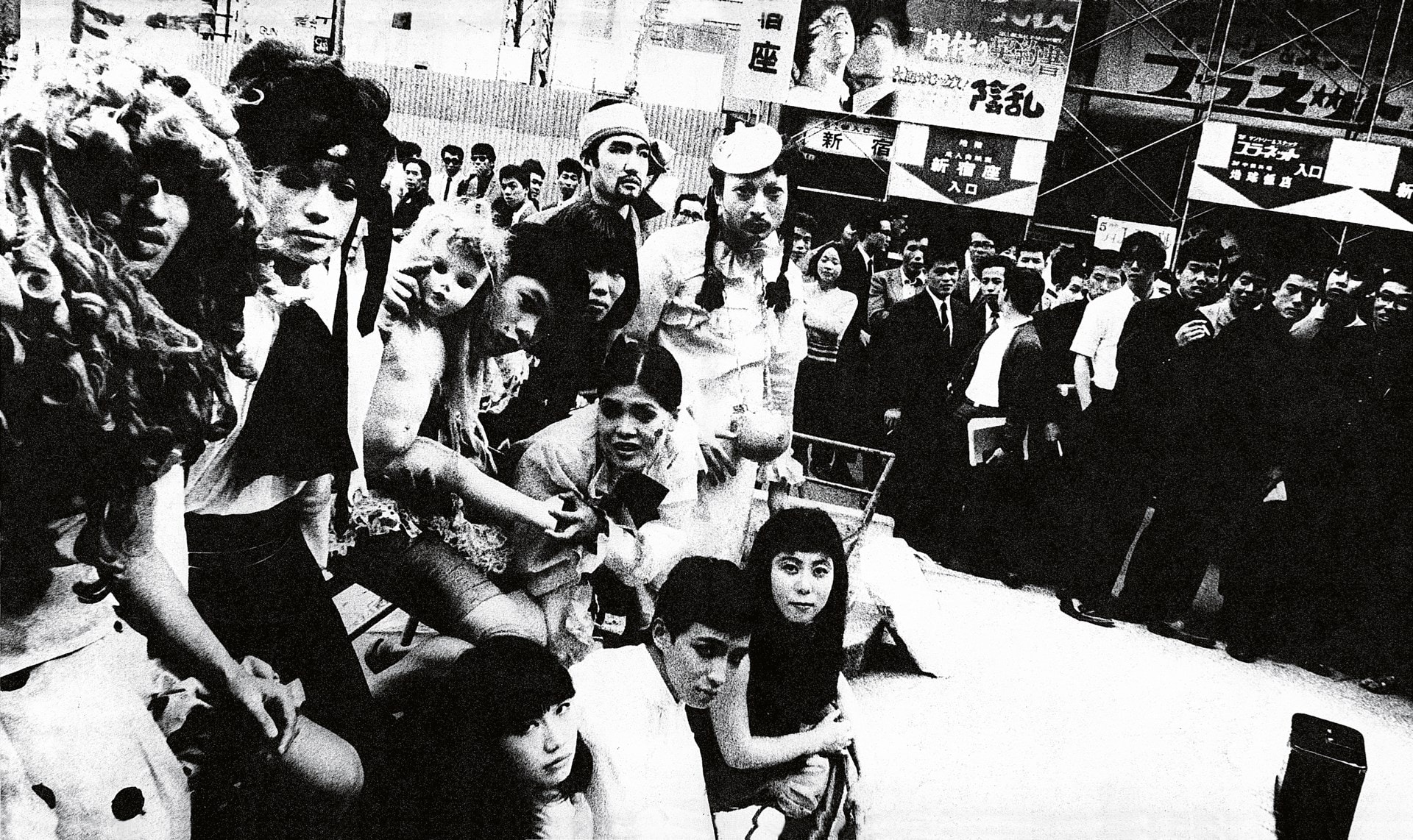 Inside Daido Moriyama’s mind-blowing early photo books | Dazed