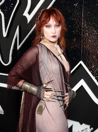 Lorde gives Chappell Roan 8 pieces of advice on how to cope with fame ...