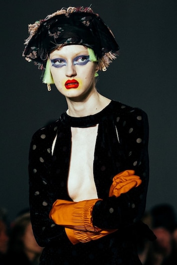 Extreme beauty transformations of AW15 Womenswear | Dazed