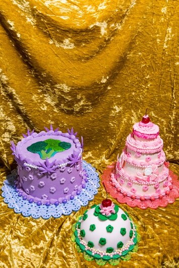 The baker creating sumptuous weed cakes to banish stoner stereotypes ...