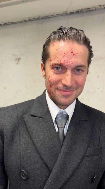 Gabriel from Emily in Paris just went American Psycho on the Paris ...