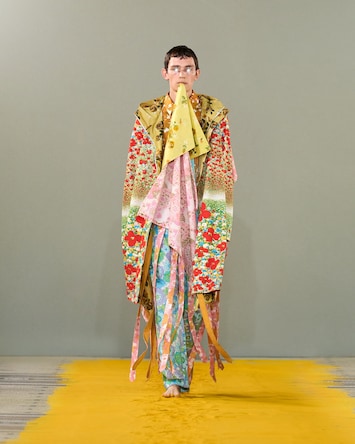 Camfrog pinay show she's shorter, but I'm fond of her ample