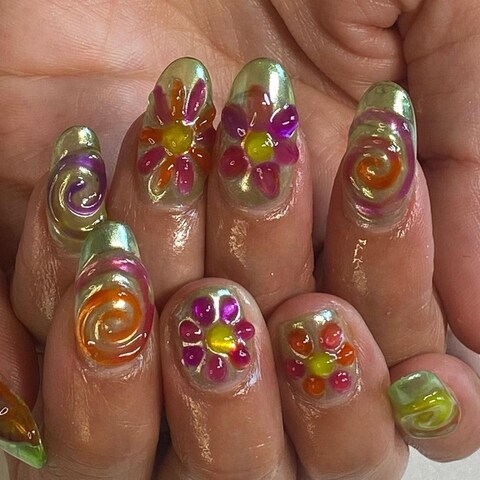 Citlali Gutierrez is crafting gummy manicures you can sink your teeth ...