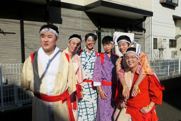 The spirit-chasing, cross-dressing men of outer Tokyo | Dazed