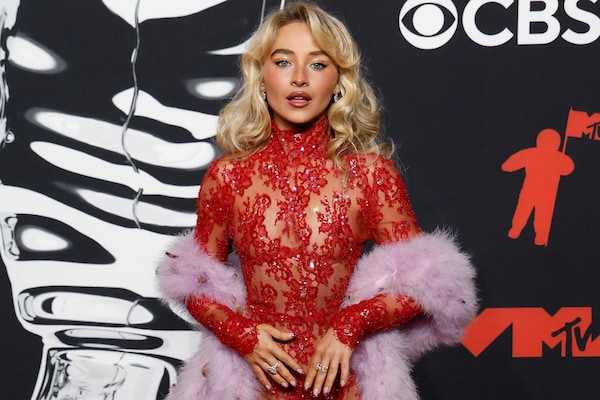 These are the only looks you need to see from the 2025 MTV VMAs | Dazed