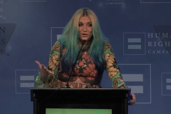 Watch Kesha’s emotional Human Rights Campaign speech | Dazed