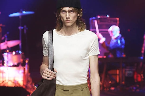 RIP maximalism! Gucci strips it back for first show post-Alessandro ...