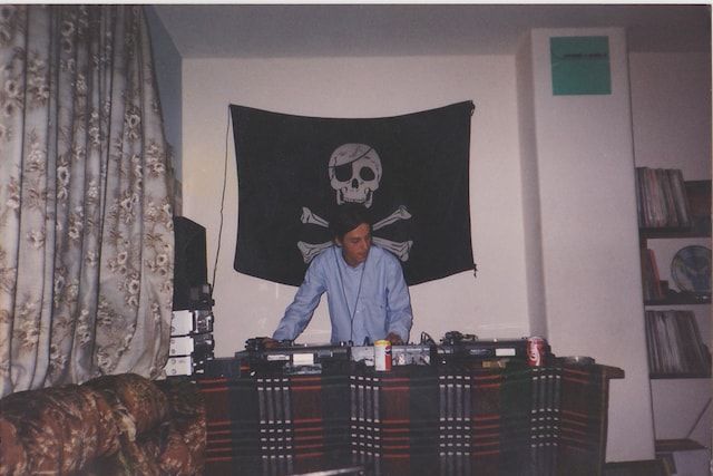 The history of UK pirate radio – and why it’s still here | Dazed