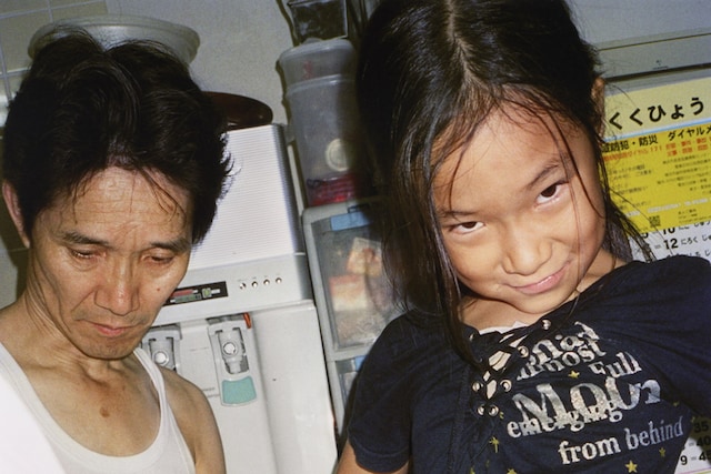 Motoyuki Daifu’s photographs capture the chaos of family life | Dazed