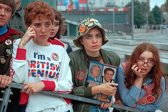 The photographer reimagining the cult fashion and film of the 1970s | Dazed