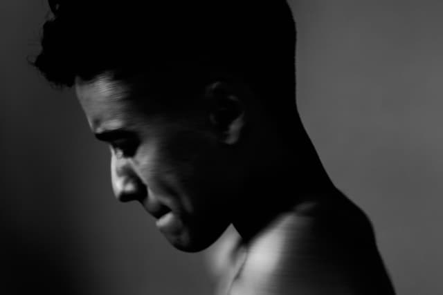 Marvel Harris’s portraits capture the anguish and joy of gender ...