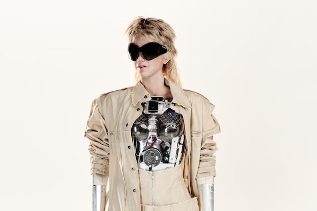 A conversation with Desdemona, the world’s first robot rockstar | Dazed