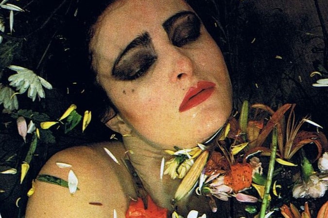 Siouxsie Sioux Makeup Tutorial | Saubhaya Makeup