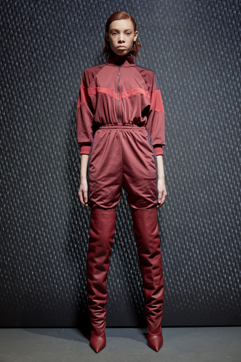 Kanye’s hijabi model held a mirror to fashion’s faux freedom Womenswear ...