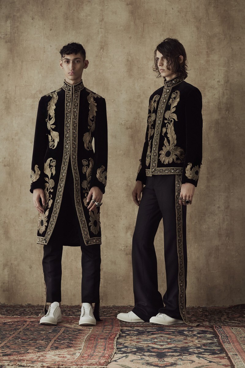 Your first look at Alexander McQueen’s new men’s collection Menswear ...