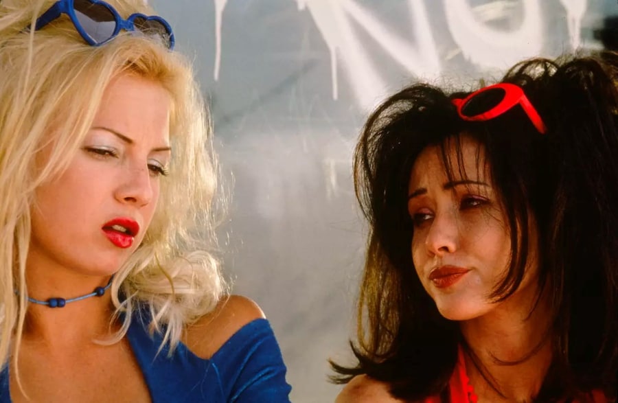 Gregg Araki tells the story behind Nowhere’s alt-90s film soundtrack ...