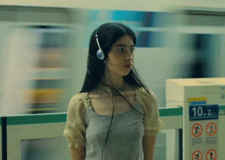 Freya McKee, the rising singer channelling Mazzy Star’s ethereal allure ...