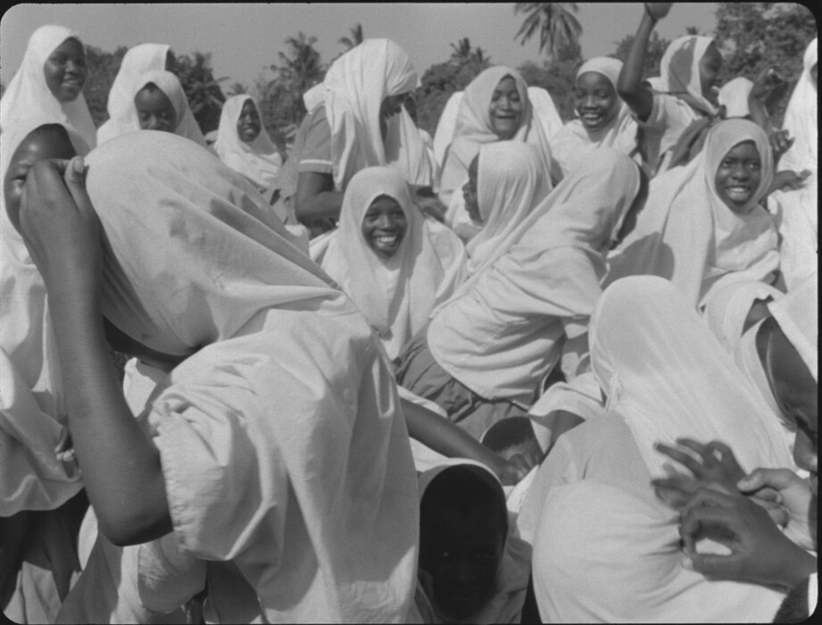 Photographer Jamie Hawkesworth’s latest show reflects on chance and ...