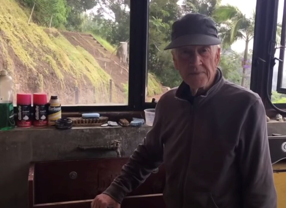 David Lynch shares a new video series, What Is David Working on Today ...